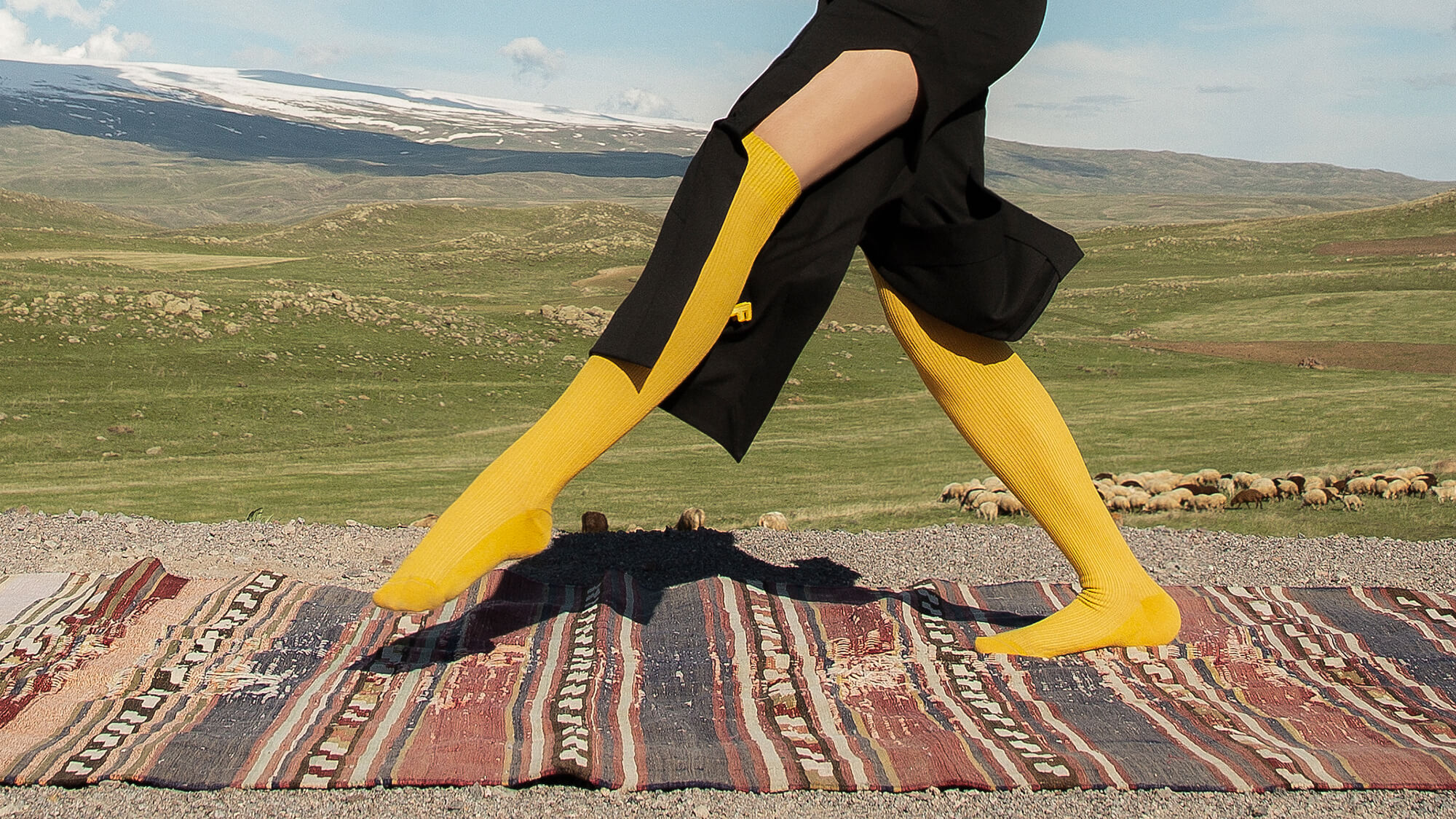 FlyIngFeet – World's first antigravity socks